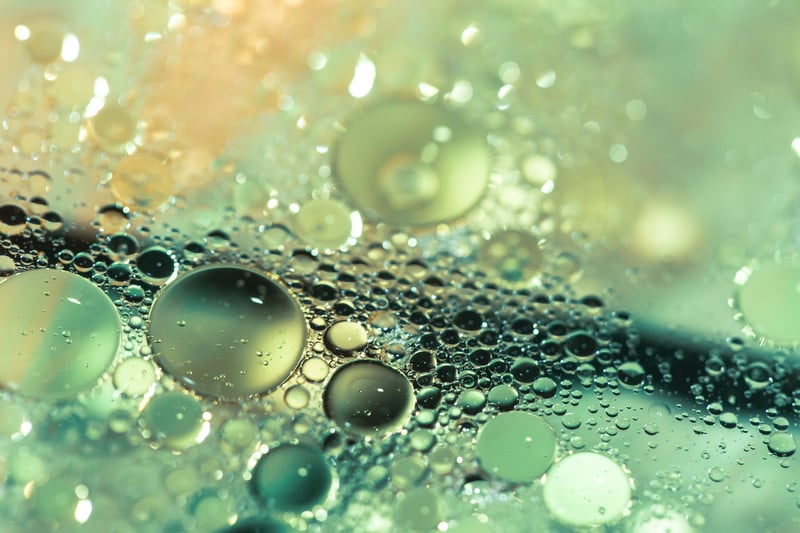 Nanoparticles for enhanced oil recovery